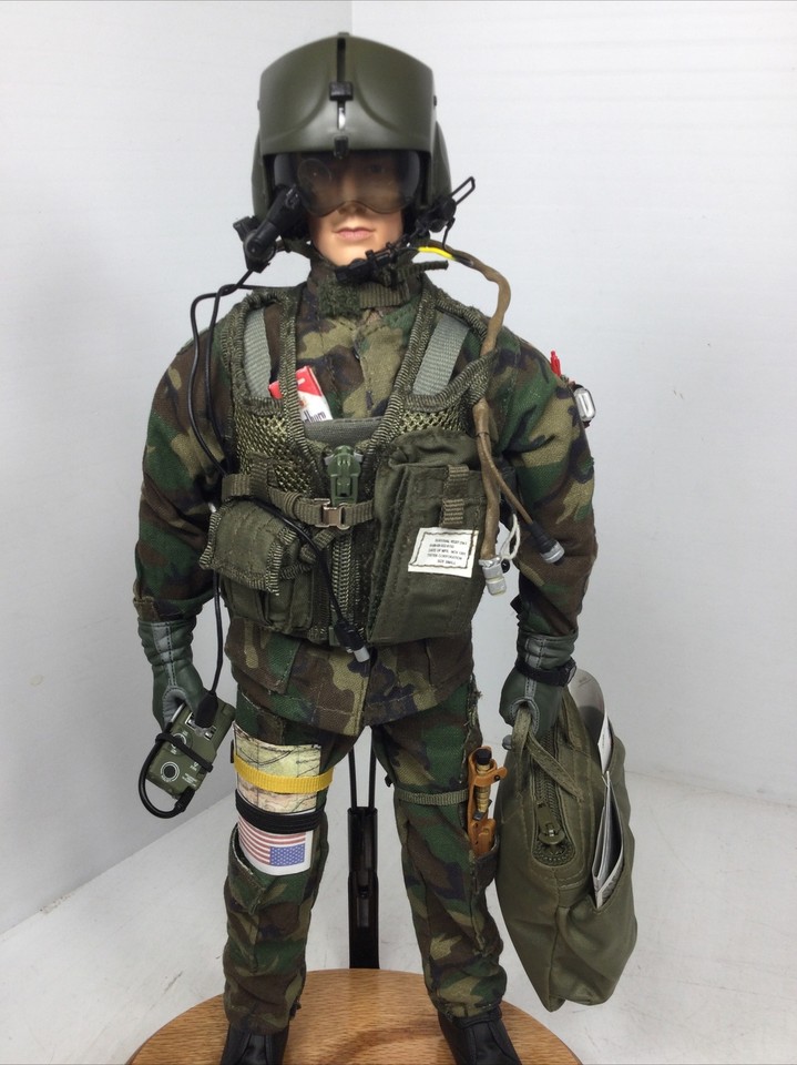 1/6 BBI US ARMY AH-64 APACHE MODERN ATTACK HELICOPTER PILOT +OAK STAND ...