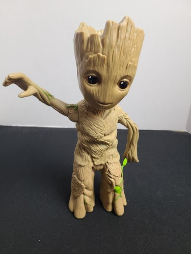 Guardians of the Galaxy Dancing 11" Baby Groot Talking Lights Up Marvel ...
