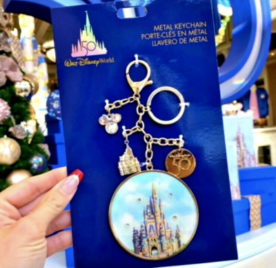 NWT Disney World 50th Anniversary Cinderella Castle Keychain Clip Bag ...