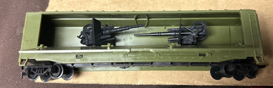 Ho Scale US Army Ho Train Lot For Parts Or Repair - 2 engines + 6 cars ...