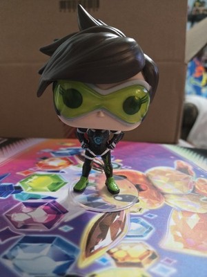 Funko Pop! Vinyl: Overwatch Tracer (Sporty) Loot Crate (Exclusive) #92 ...