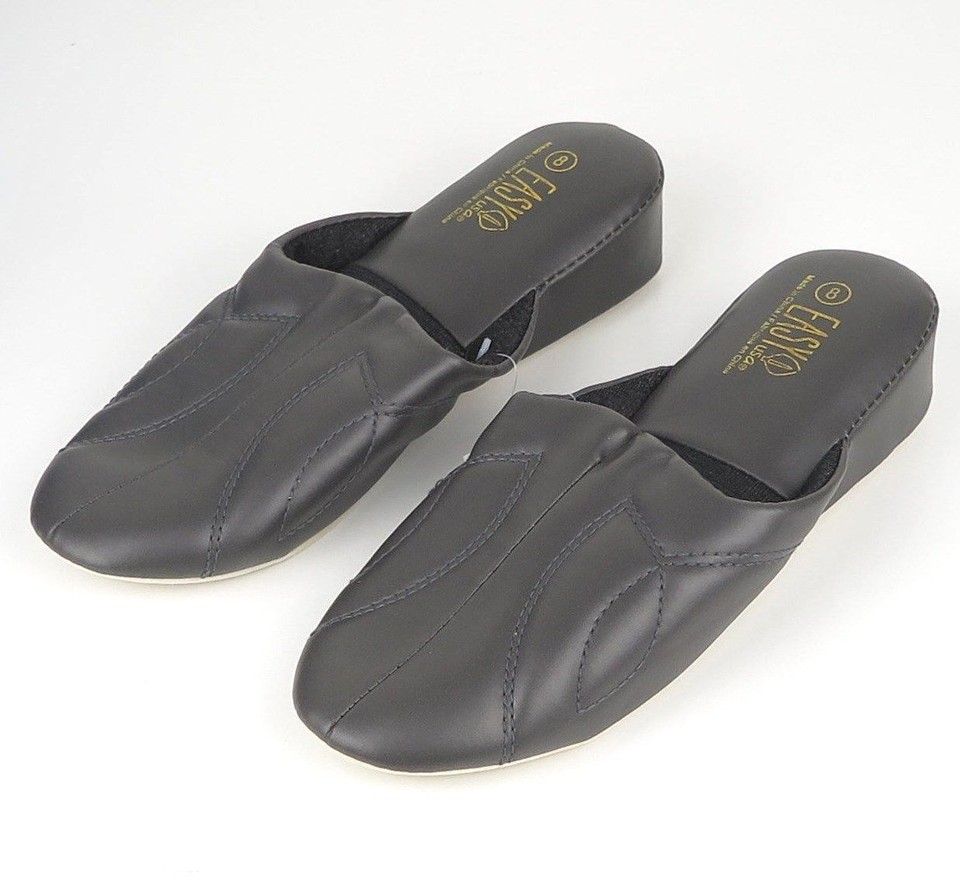 Pair of Women's Soft Vinyl House Slippers Sizes 6-11 New | eBay