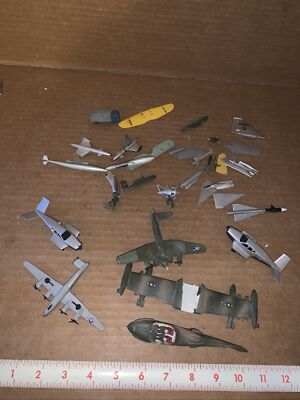 Vintage Lot Of Mini Plastic Model Planes For Parts Or Repair (Lot P302 ...