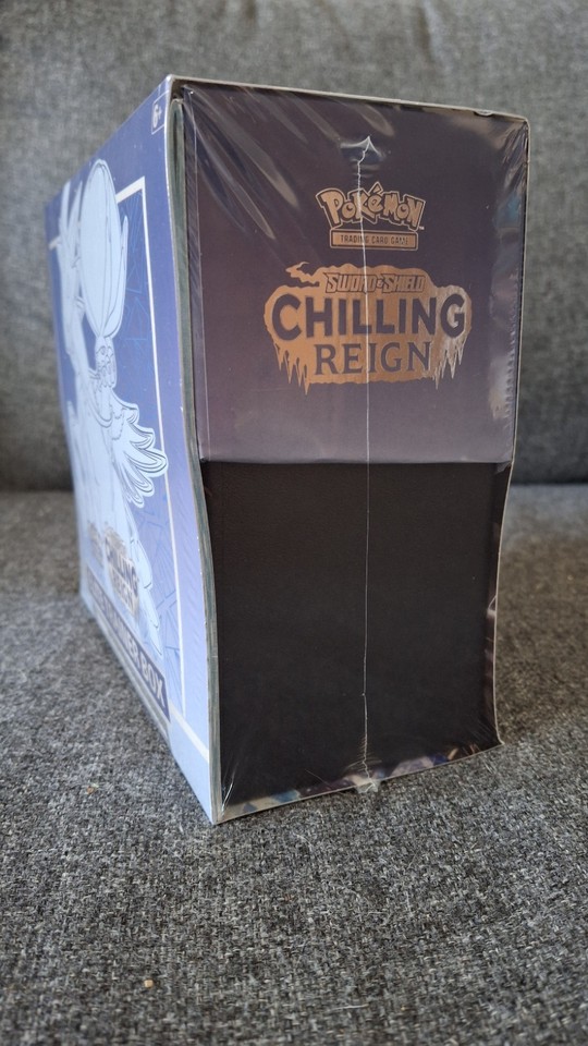 Pokemon TCG Sword & Shield Chilling Reign Elite Trainer Box - ETB 8 ...