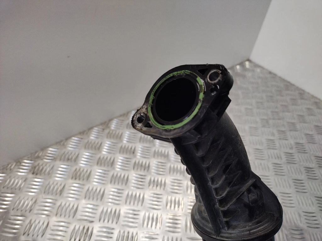 Volvo V60 2015 Diesel 133kW intercooler hose pipe 31370286 NAB12564 | eBay