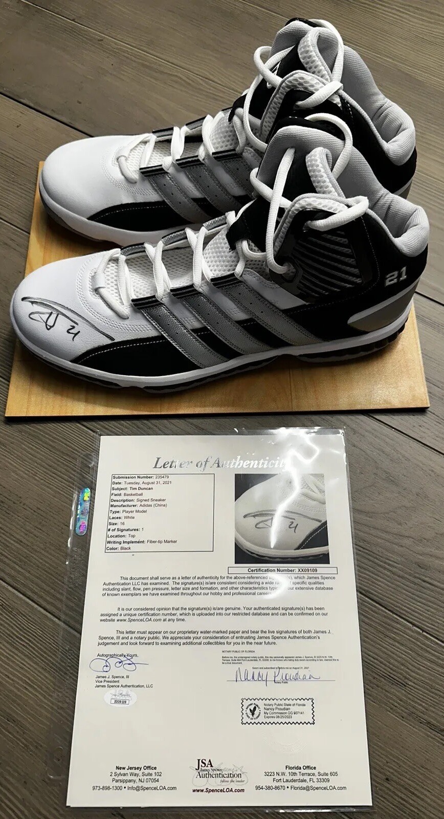 TIM DUNCAN Signed Autographed Shoes GAME ISSUED BIG FUNDAMENTAL Size 16 ...
