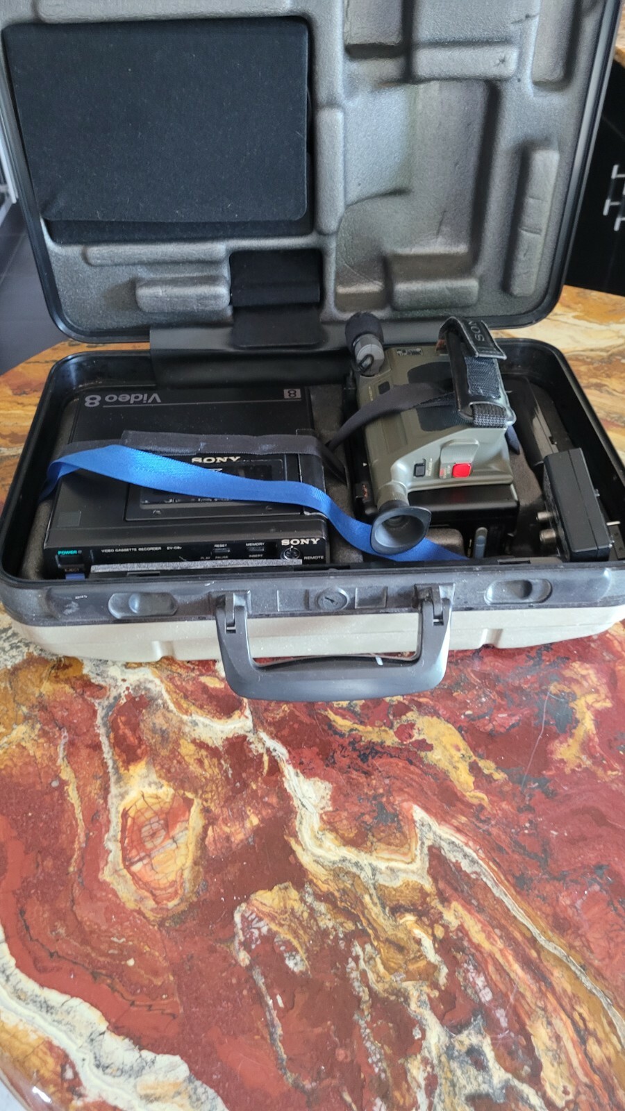 Sony EV-C8U Video 8 Cassette Recorder w/Cam *** AS-IS - PARTS/REPAIR ...