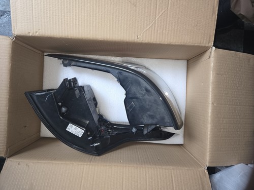 2014-2017 Range Rover Sport L494 L+R - OEM Taillights LR061588 LR061589 ...