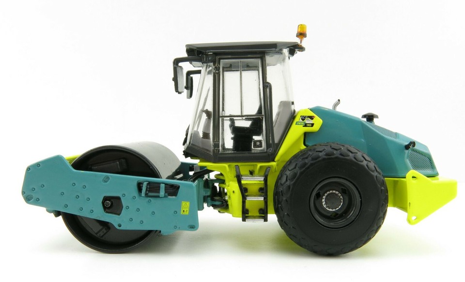 USK Scalemodels 31019 Ammann ARS110 Single Drum Roller Scale 1:50 | eBay