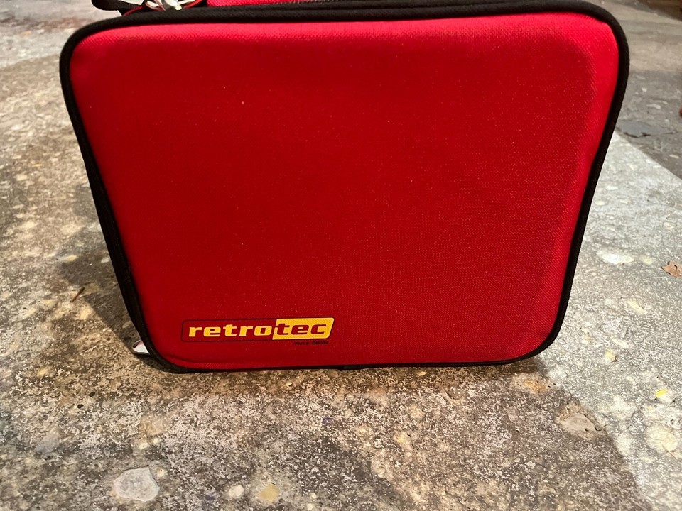 Retrotec DM32 Digital Manometer | WiFi Touchscreen Gauge | Lightly Used ...