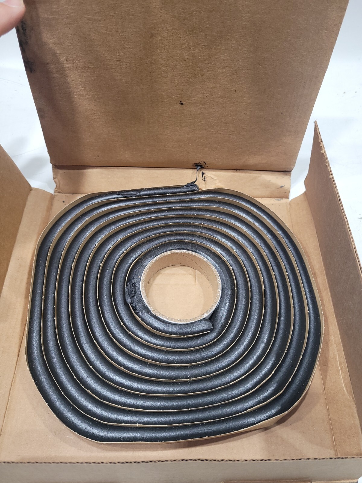 3/8" x 10' Round Butyl Tape Roll Auto Glass Adhesive Soft Seal | eBay
