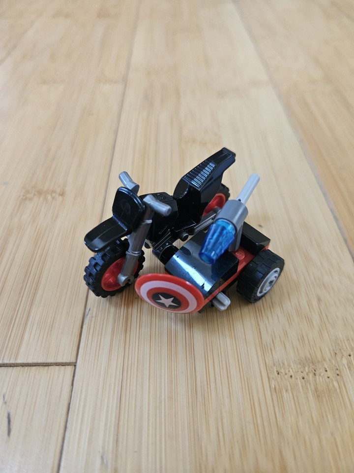 LEGO 30447 Marvel Superheroes: Captain America Civil War Motorcycle ...