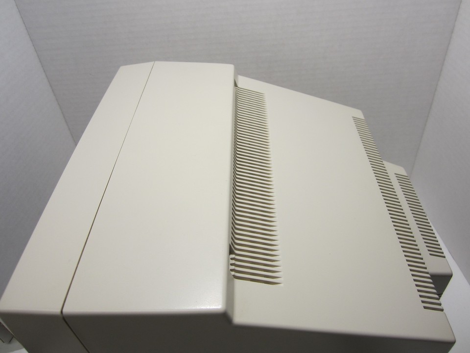 Commodore 1902A CRT Monitor, One owner from new, Read Listing | eBay