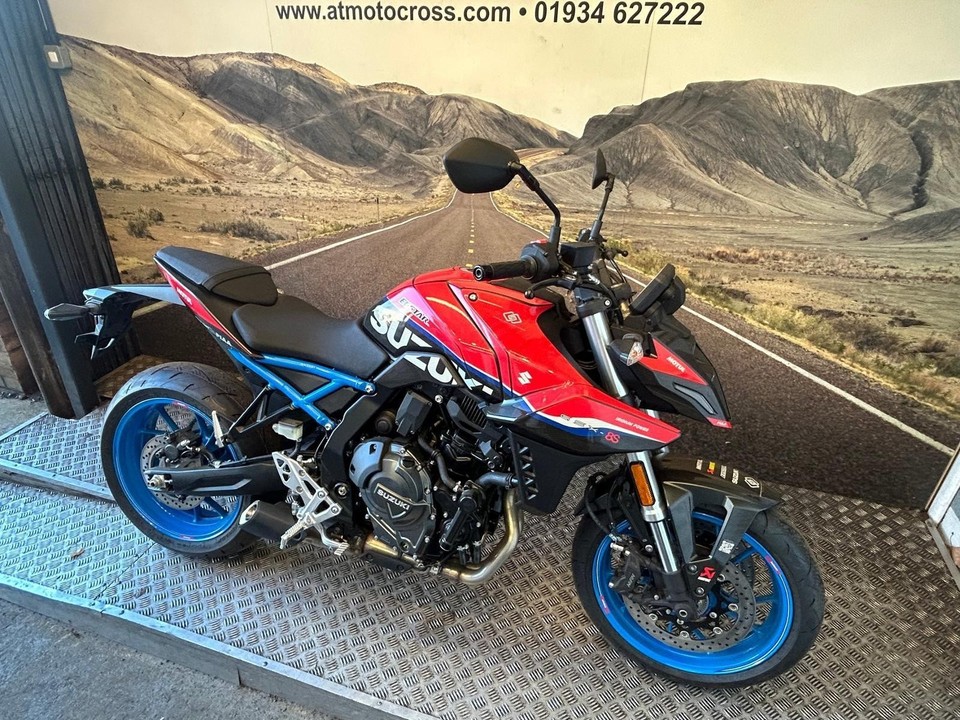 SUZUKI GSX8S, ECSTAR GRAPHICS KIT, 10 YEAR WARRANTY, BRAND NEW, IN ...