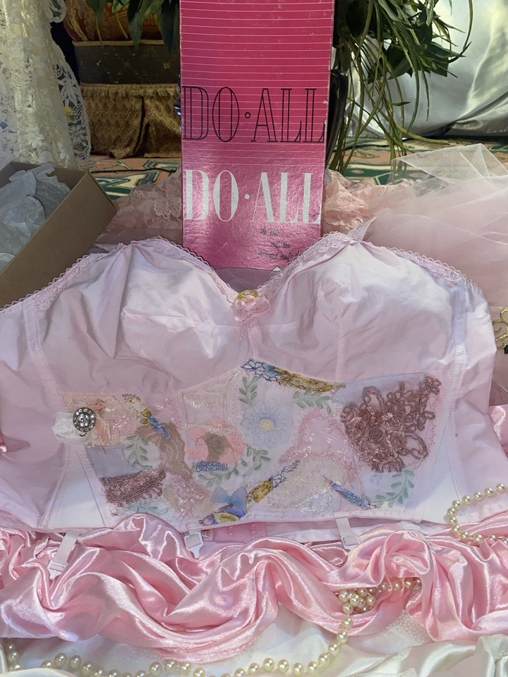 VTG PINK CORSET CONE BULLET LONG LINE BRA GARTERS LACE OVERLAY 40 42 44 ...