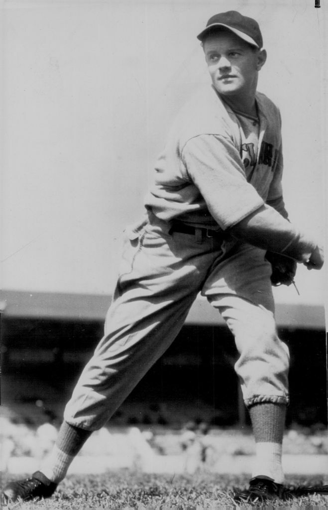 1947 Charles Barrett Cincinnati Reds Pitcher Press Photo | eBay