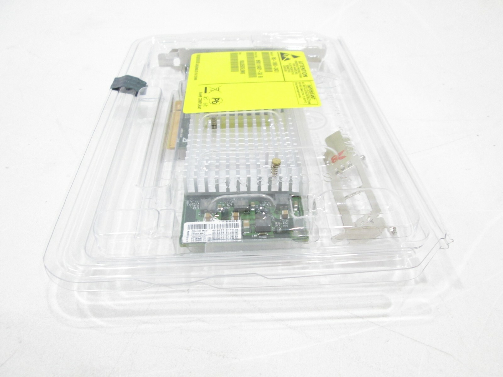 (1) Brocade / Qlogic 1860 RS-1860-2A01 2-port 16GB Network Fabric ...