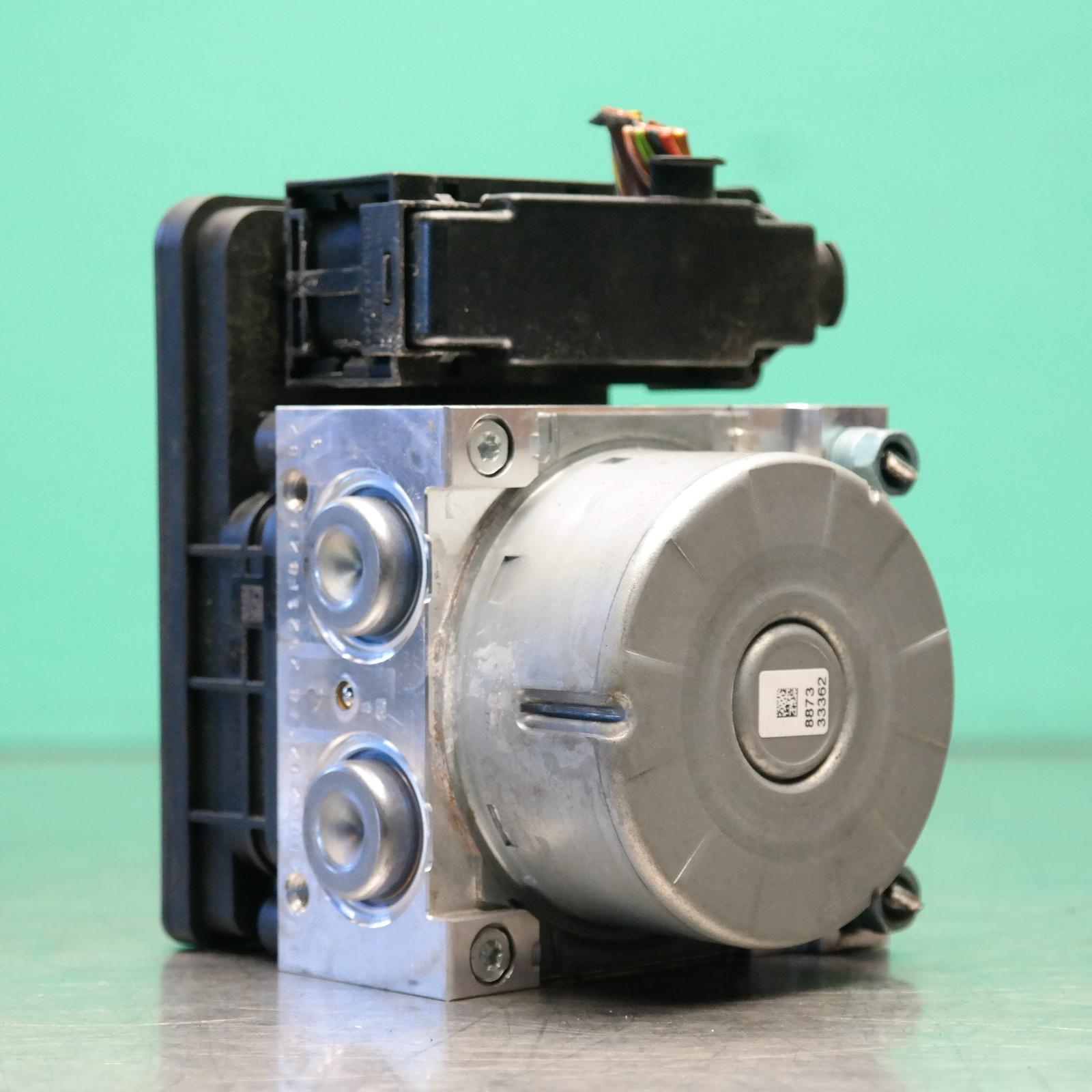 BMW 2 SERIES ABS PUMP MODULE #E5563 F F22 (117) *34-20* ATE 6875558 ...