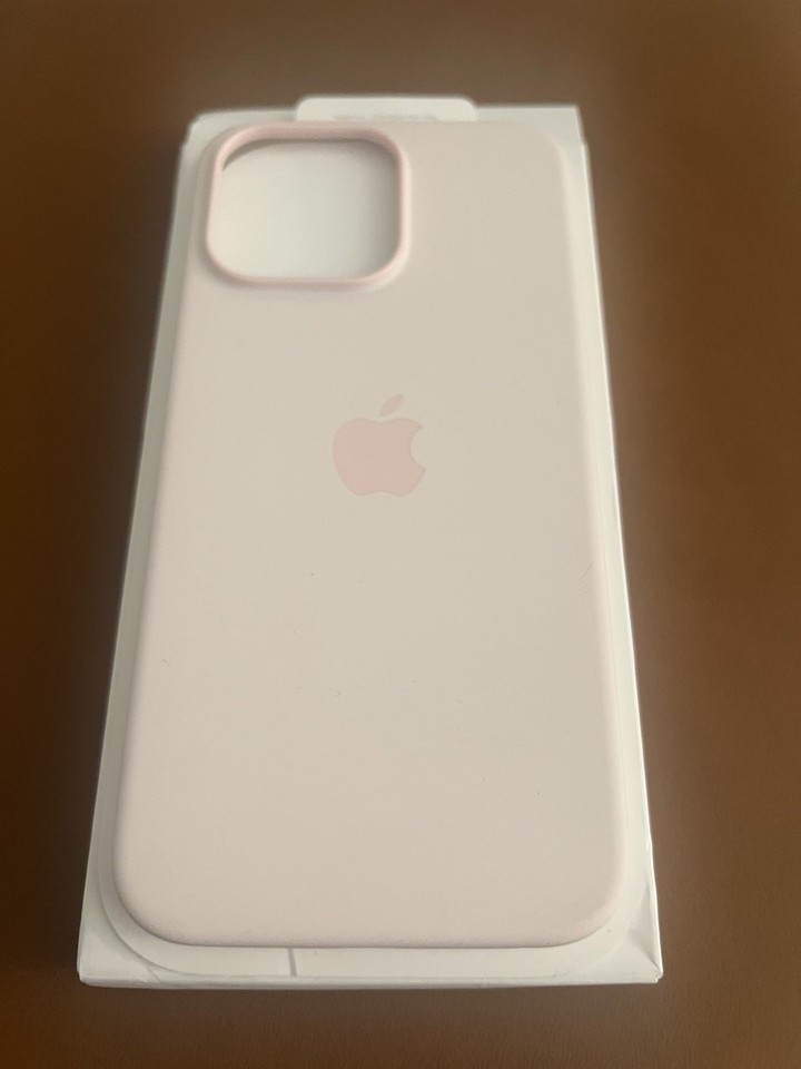 Apple iPhone 15 Pro Max Silicone Case With MagSafe Light Pink | eBay