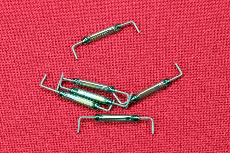 QTY (10) MICRO DRY-REED SWITCH SPST AXIAL PRE-FORMED LEADS-VARIOUS SIZE ...