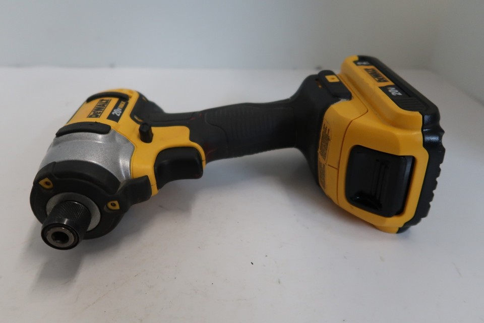 DeWALT DCF885 20V MAX 1/2" Cordless Impact Driver Kit | eBay