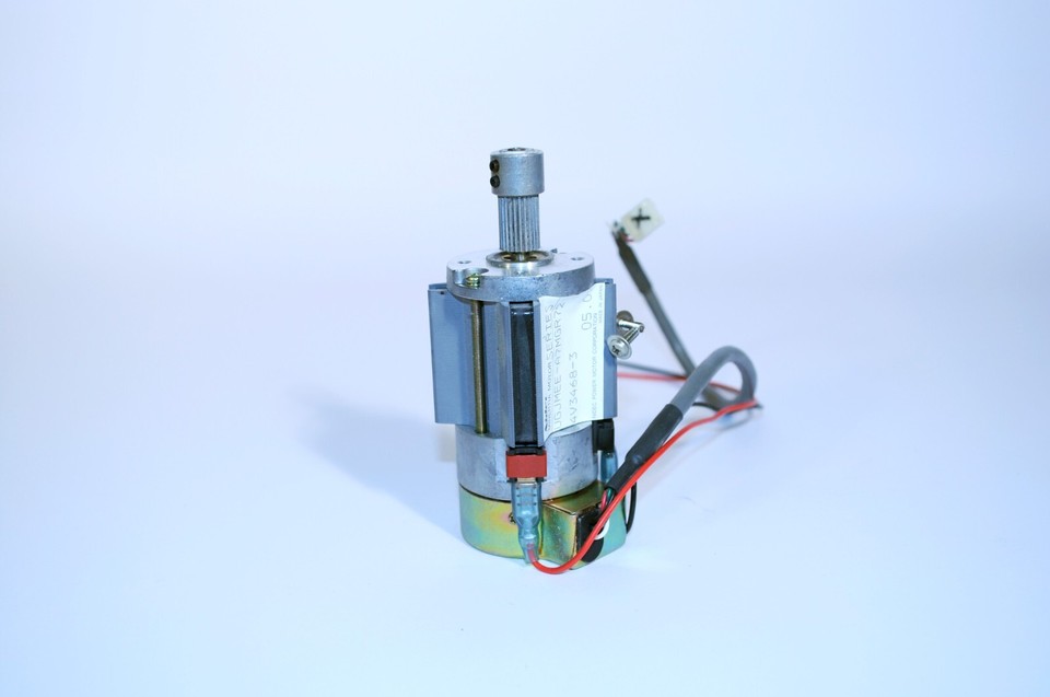 Graphtec Cutting Plotter FC7000 "X" UGJMEE-A7MGR724V3468-3 Servo Motor ...