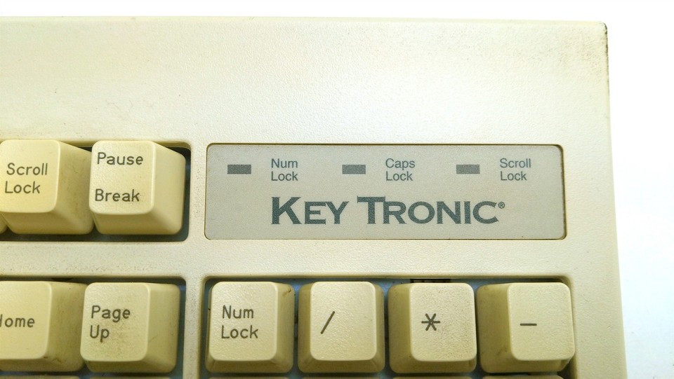 Keytronic E06102UKPS2-C QWERTY UK Layout Keyboard PS/2 Vintage Beige ...