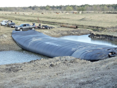 AquaDam Water Filled Rubber Dam | 16' H 33' W 127' L | eBay