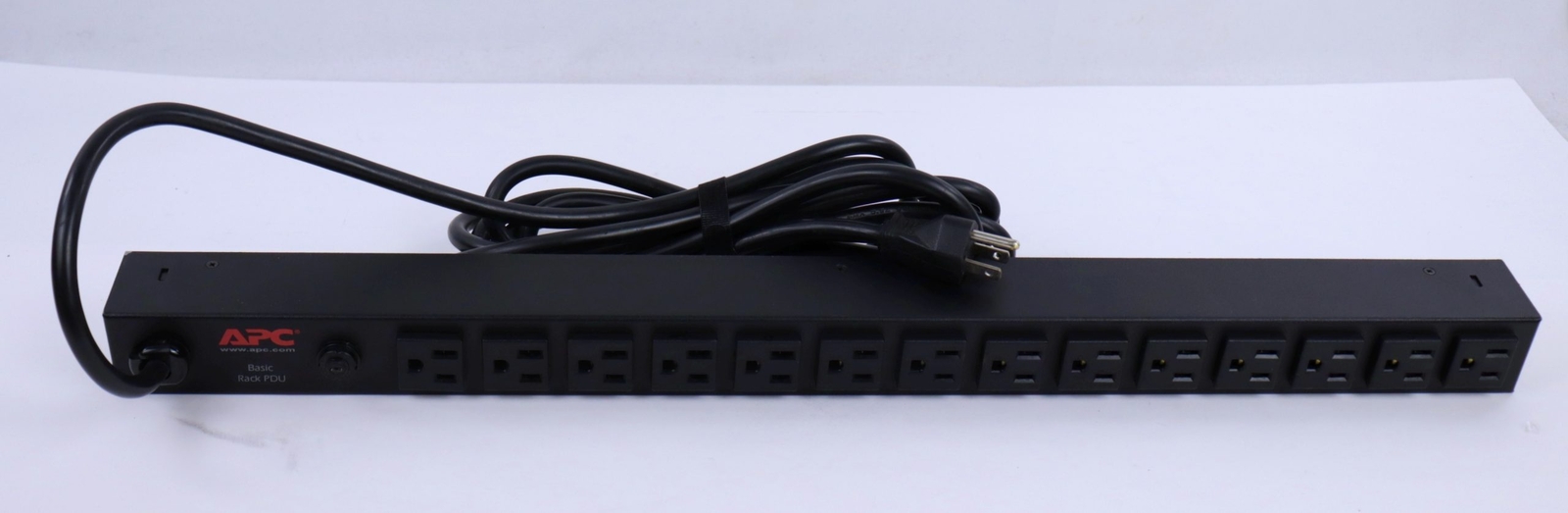 APC AP9567 14-Outlet Basic Rack Mount PDU 1.8kVA | eBay