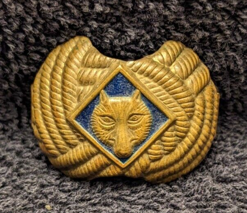 BSA BOY SCOUTS OF AMERICA WOLF NECKERCHIEF SLIDE | eBay