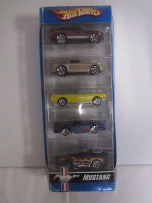 HOT WHEELS 2006 5 PACK MUSTANGS '64 CONV. '65 '69 '70 MACH 1 '05 COBRA ...