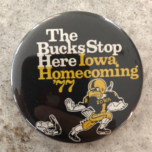 Iowa Hawkeyes Vintage 1977 Homecoming Button Pin Hawks Ohio State ...