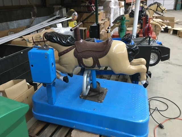NICE! Working Kiddie Ride Vintage Horse Ride Coin Operated Pony Coin-Op ...