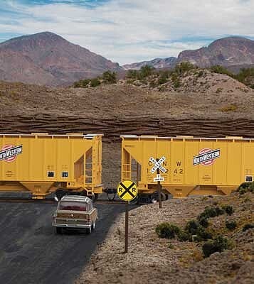 Walthers SceneMaster 949-4197 HO Scale Railroad Crossing Signs | eBay