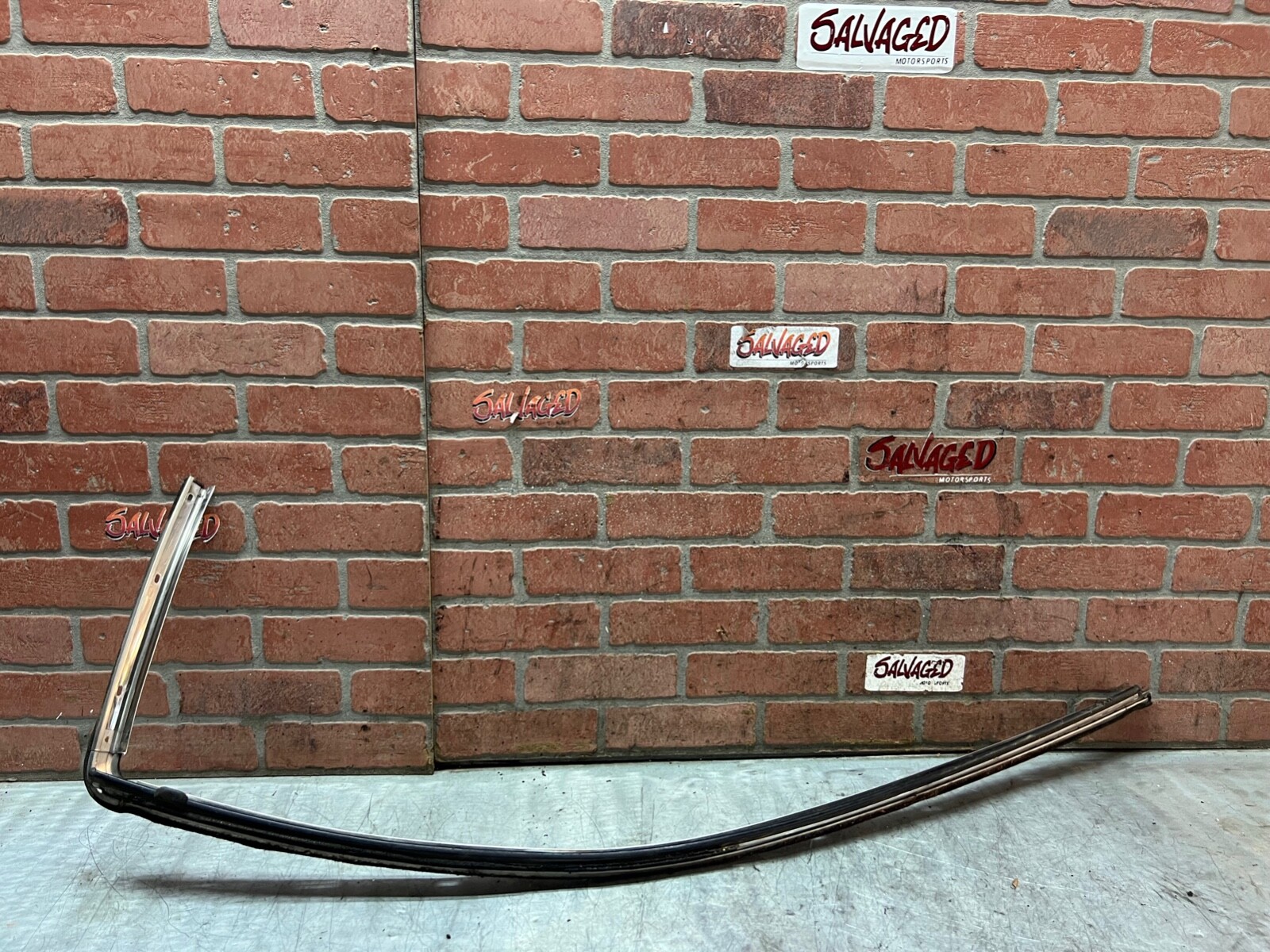 1991-1999 Mitsubishi 3000gt Stealth upper door weather strip trim ...