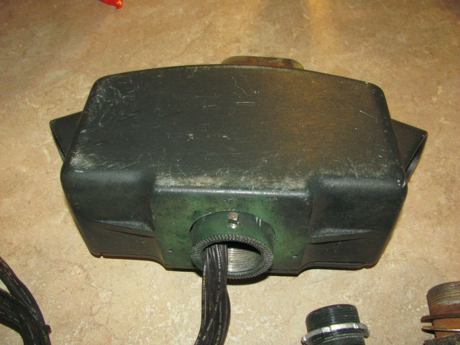 Quick Disconnect Hanger Junction Box Traffic Signal Light hardware (B ...