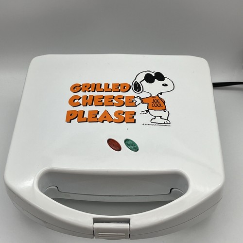 Peanuts Grilled Cheese Sandwich Maker Snoopy Woodstock Cheese Please ...