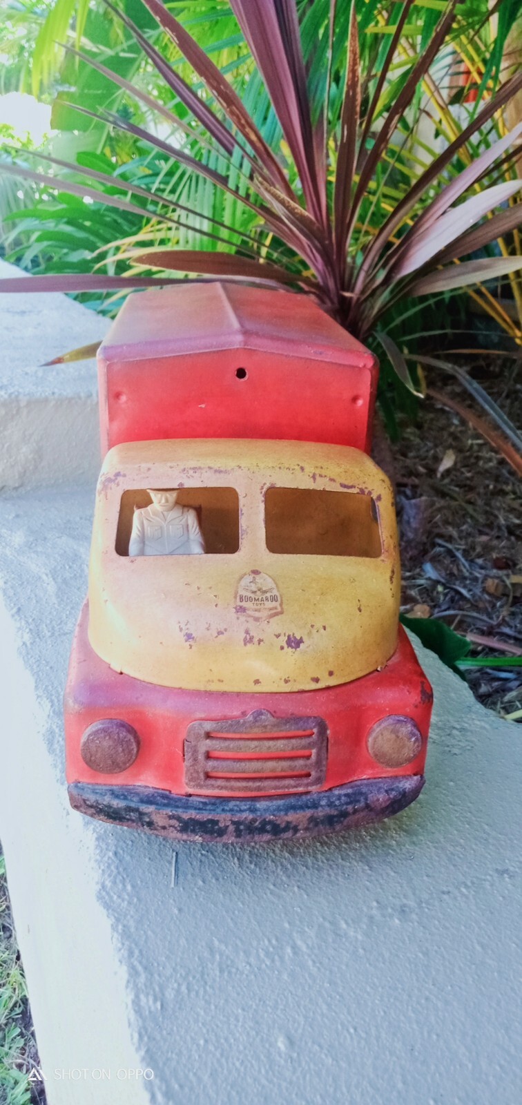 VINTAGE BOOMAROO VAN TIN TOY PRESSED METAL - suit Wyn toy - Tonka ...