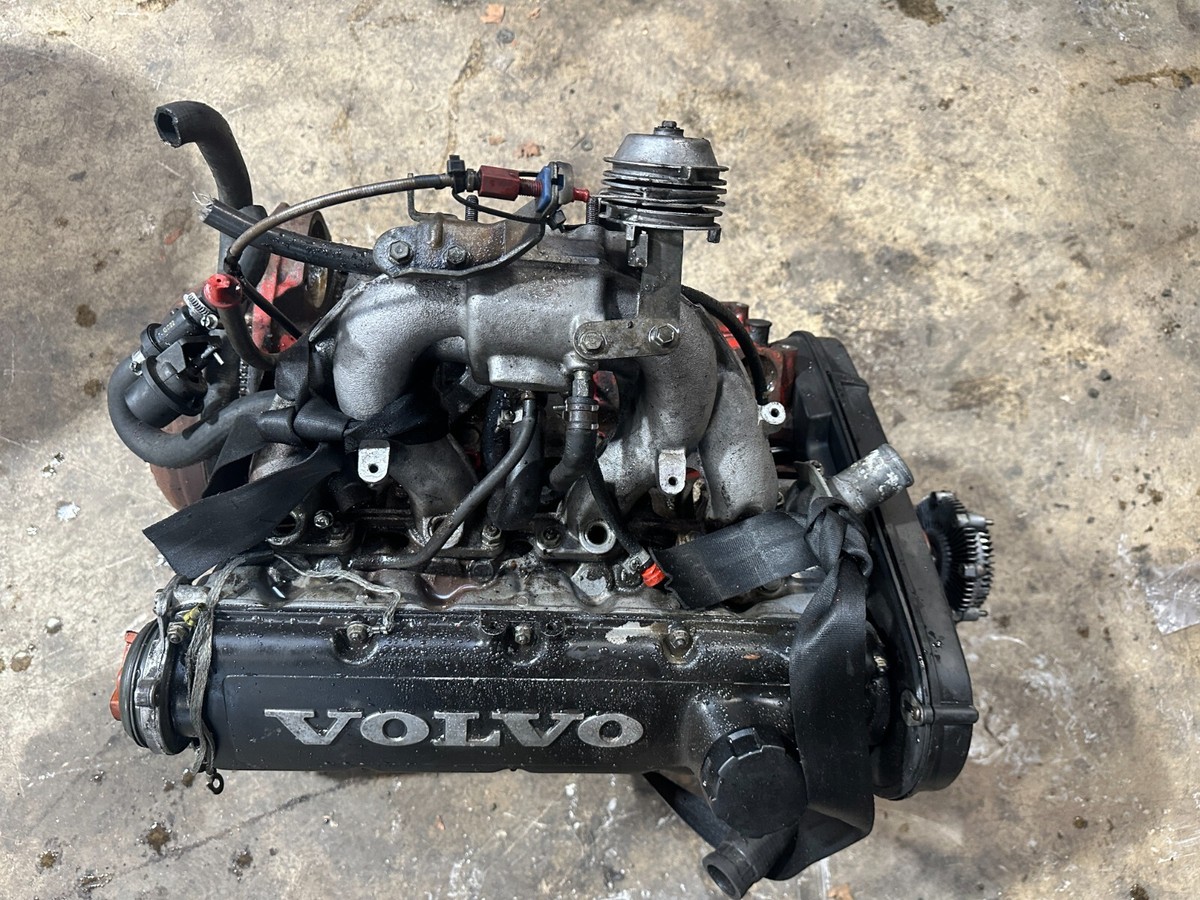 Volvo 940 Engine Used VOLVO 940 1997 Blue In Wellington, Somerset