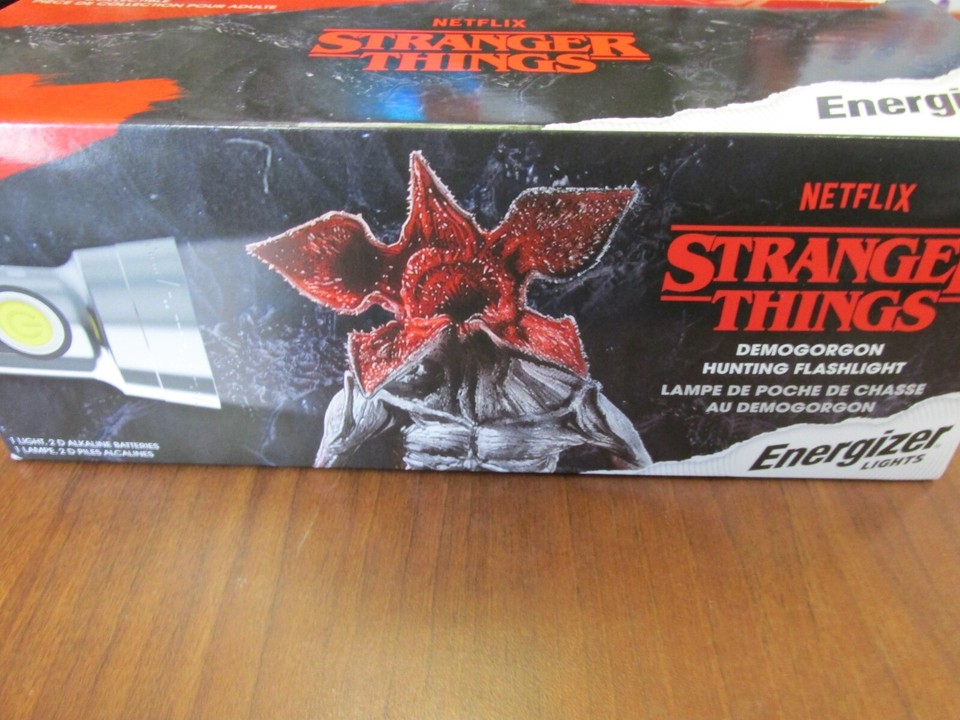 NETFLIX Stranger Things DEMOGORGON Hunting Flashlight Energizer 150 ...