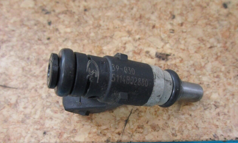 *90 DAY WARRANTY* Mercury Verado Fuel Injector 8M0006027 892811T02 | eBay