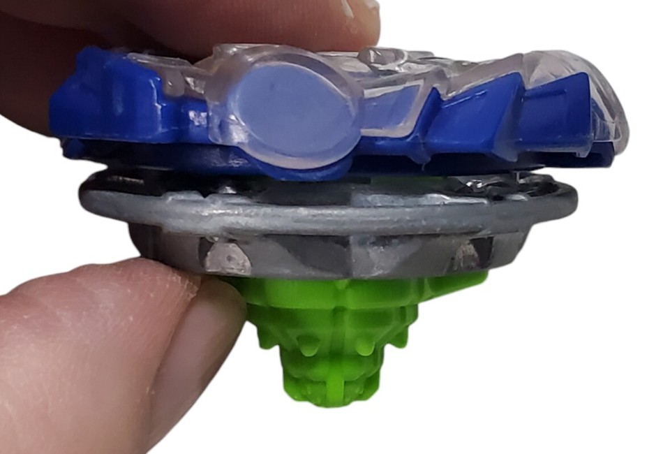 Hasbro Beyblade Hyrus H2 E1061 Burst Evolution Starter Pack | eBay