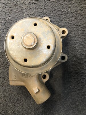 NOS 1942-54 Chevrolet Stovebolt 235 Water Pump | eBay