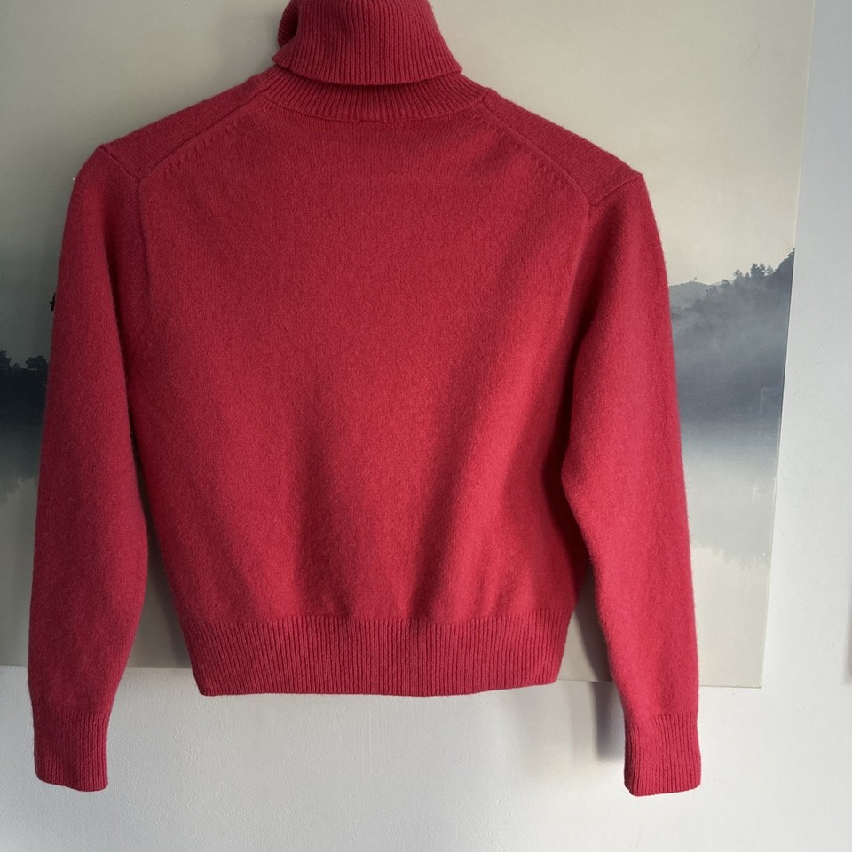 Uniqlo Women’s 100% merino Wool Roll Turtle Neck Jumper / pink fuchsia ...