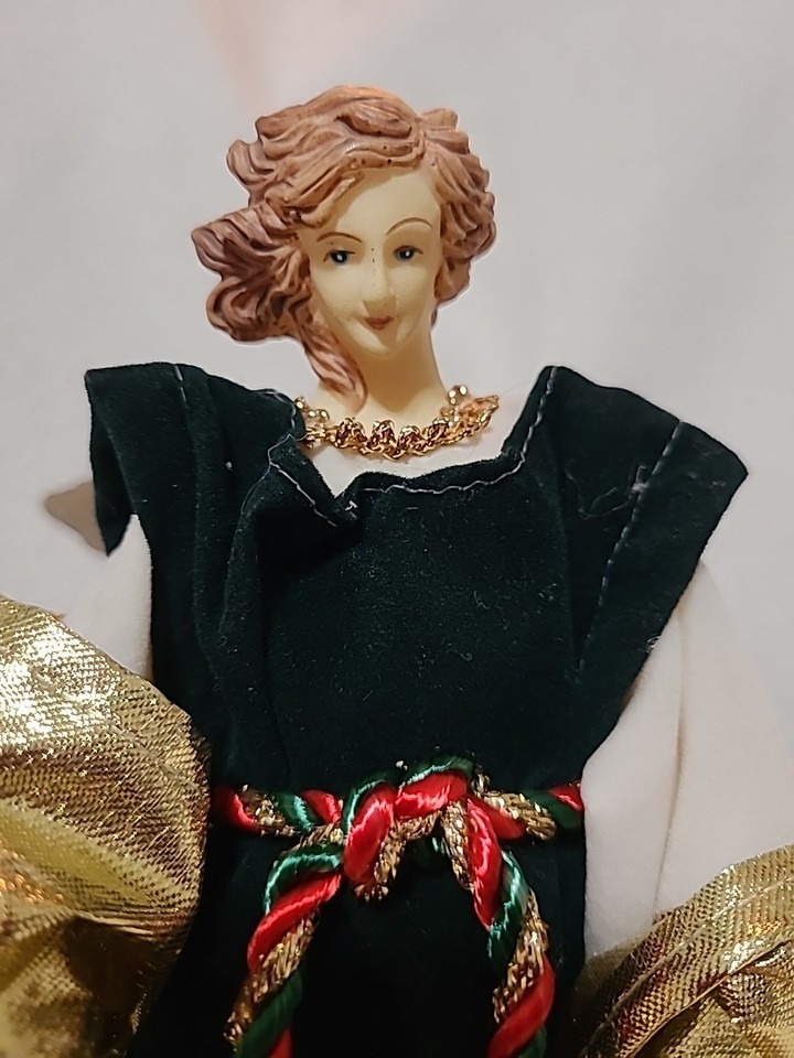 Vintage Berkley Designs Angel Tree Topper Beige/Green Velvet /Gold Trim ...
