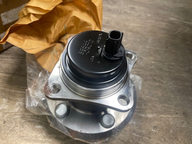 09-13 Toyota Corolla Rear Left Spindle Hub Bearing 89544 0r010 OEM MA ...
