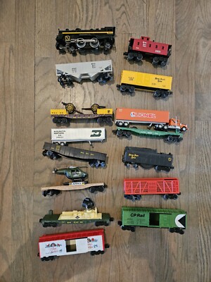 Lionel 027 Train Set Vintage (Locomotive, 12 Cars, Track, Building ...