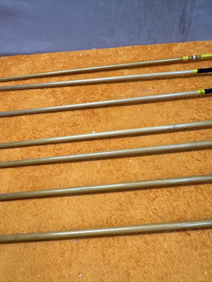 DN• Vintage 7 Assorted Wood Hunting Arrows, One W/ A Broadhead And One ...