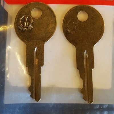 2 Gas Pump Replacement Lock Keys Pre-Cut To Key Code TPX83 (GUARANTEED ...