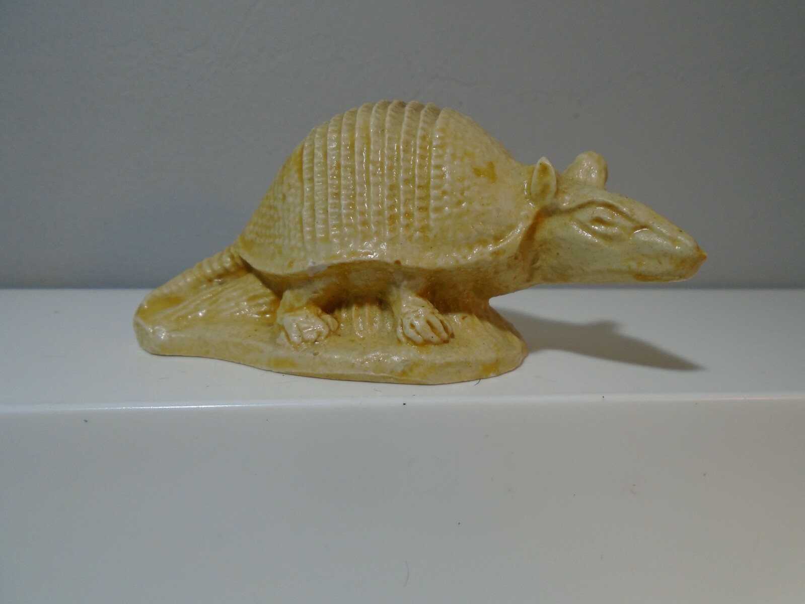 CARVED RESIN ARMADILLO 1.5” X 3.5” FIGURINE MEXICO (MA738) | eBay